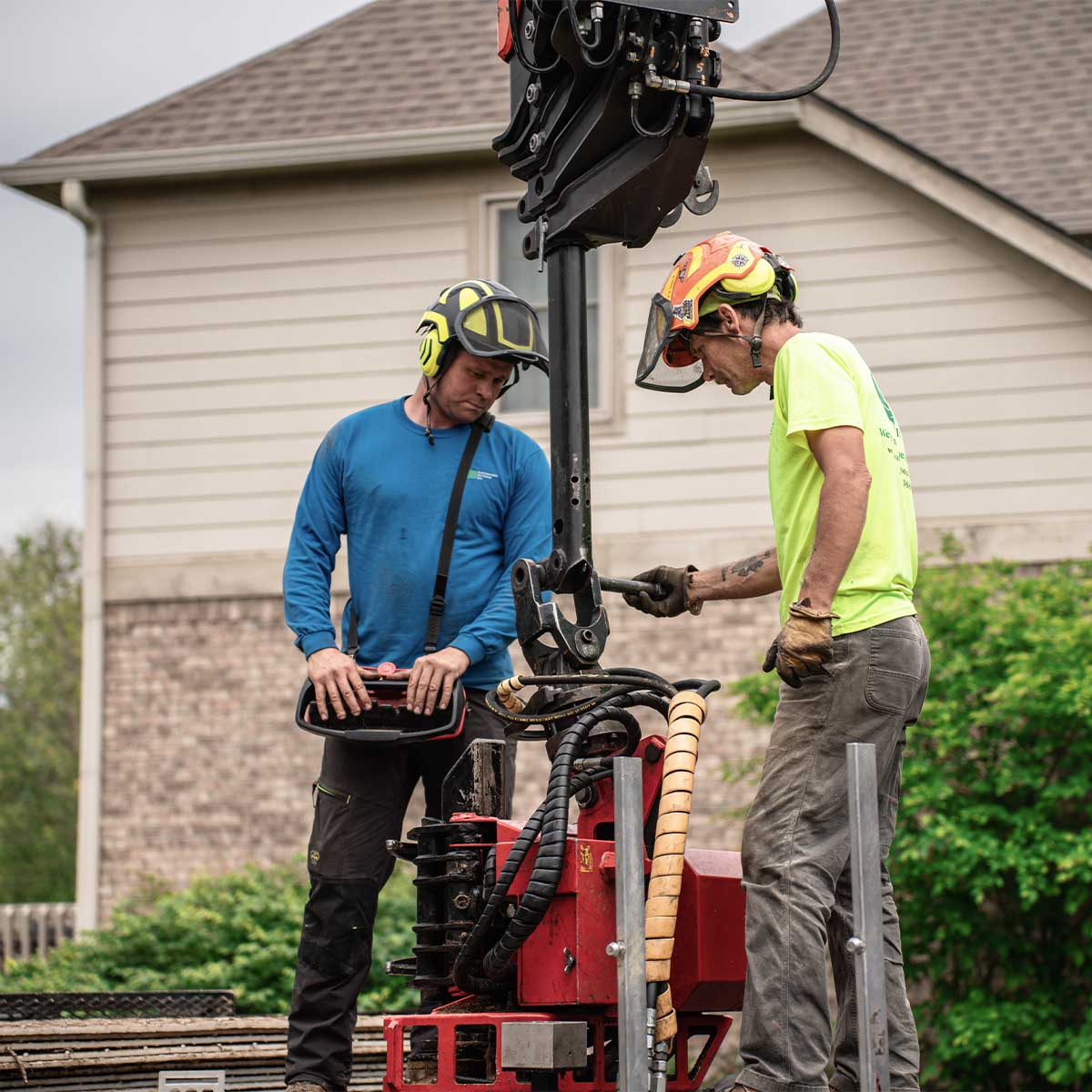 About Us - Earthworks Outdoor